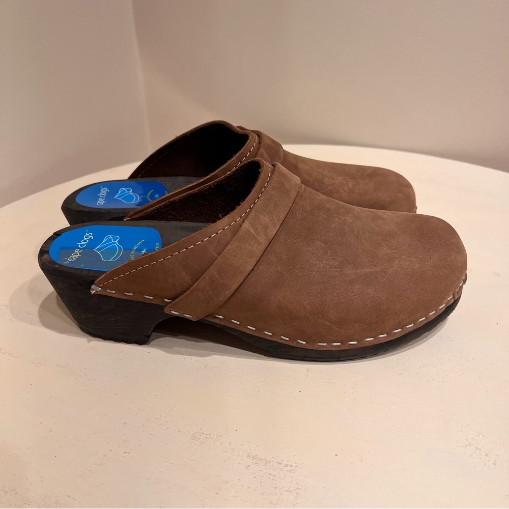 Cape Clogs Light Brown Suede - Gem